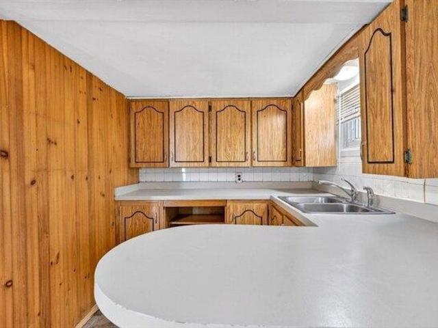house with 2 bedroom, Gardner MA ES105093315
