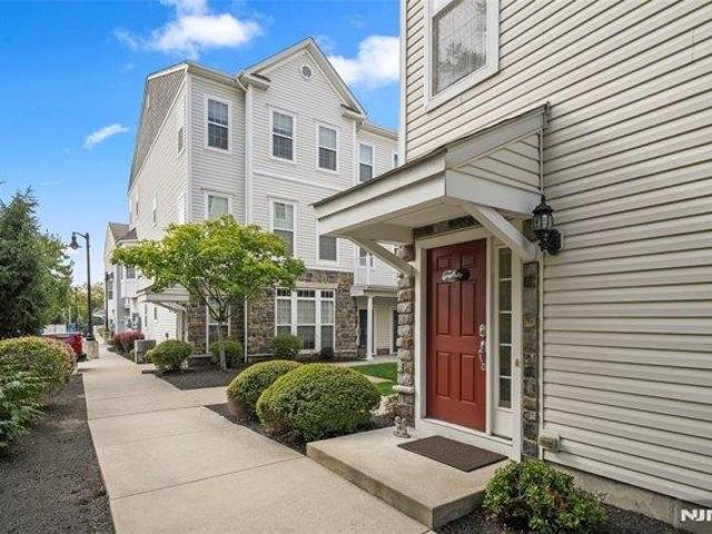 house with 2 bedroom, Garfield NJ DS102279175