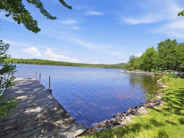 house with 2 bedroom, Gilmanton NH ES103247304