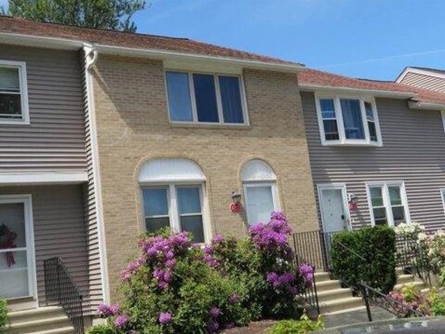 house with 2 bedroom, Goffstown NH ES103851213