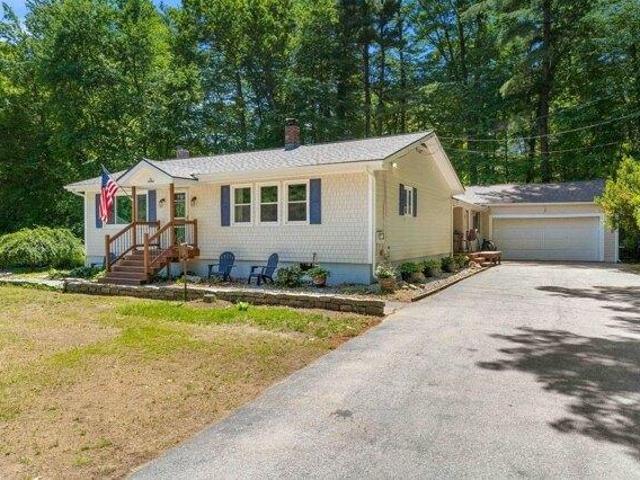 house with 2 bedroom, Goffstown NH ES104044482
