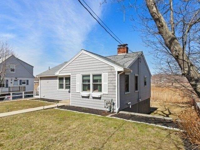 house with 2 bedroom, Gloucester MA DS103160115
