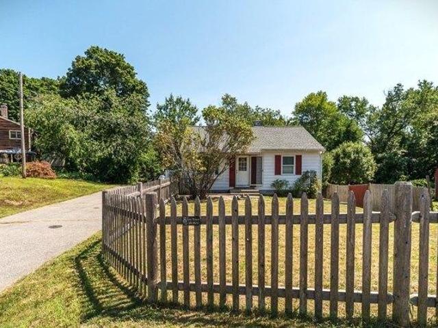 house with 2 bedroom, Gloucester MA ES105157234