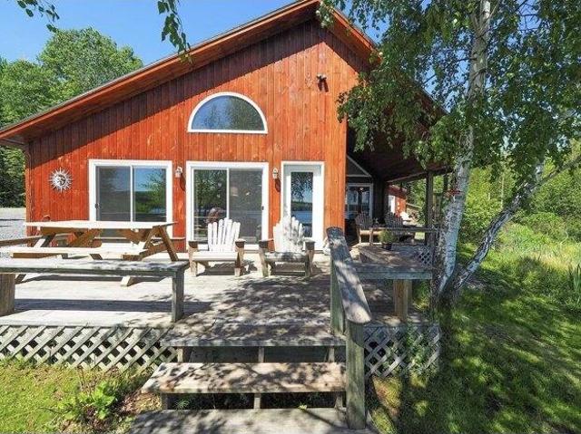 house with 2 bedroom, Glover VT DLS101801192