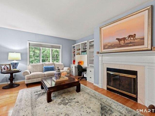 house with 2 bedroom, Glastonbury CT ES104114302