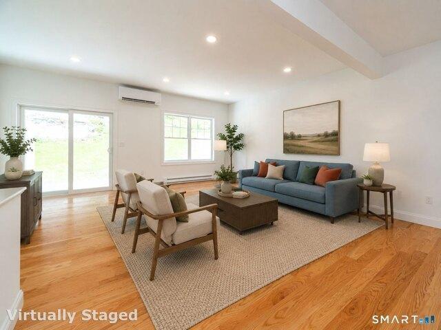 house with 2 bedroom, Groton CT DLS103100523
