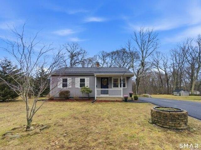 house with 2 bedroom, Groton CT DS102154087