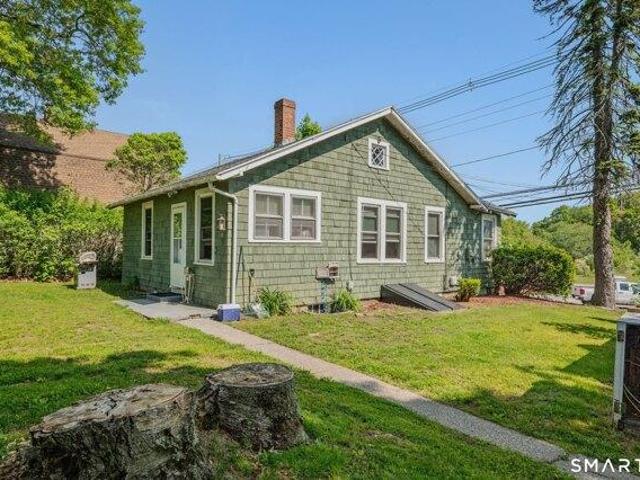 house with 2 bedroom, Groton CT ES104831387