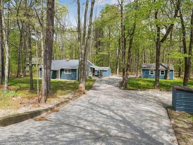 house with 2 bedroom, Gray ME DS102670199