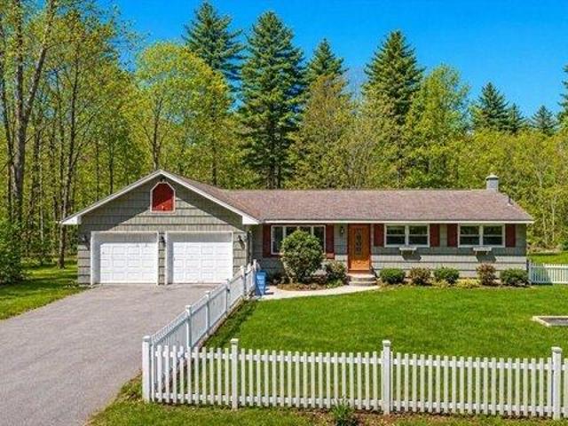 house with 2 bedroom, Granby MA DS102561834