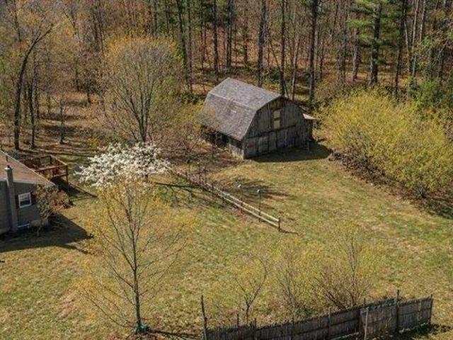 house with 2 bedroom, Granby MA ES103247978