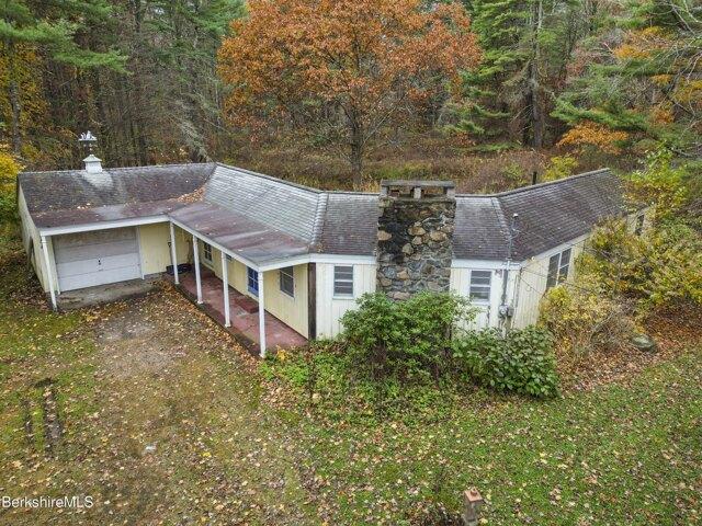 house with 2 bedroom, Great Barrington MA DLS102565778