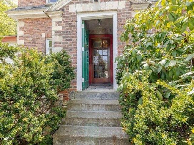 house with 2 bedroom, Great Barrington MA DS104044451