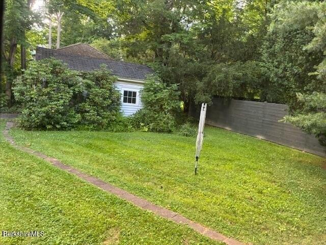 house with 2 bedroom, Great Barrington MA ES104045253