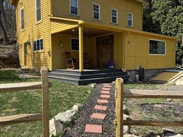 house with 2 bedroom, Great Barrington MA ES104151346