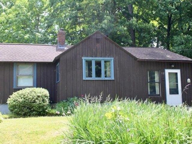 house with 2 bedroom, Greenfield MA DS104077950