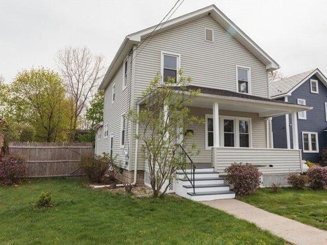 house with 2 bedroom, Greenfield MA DS102959239