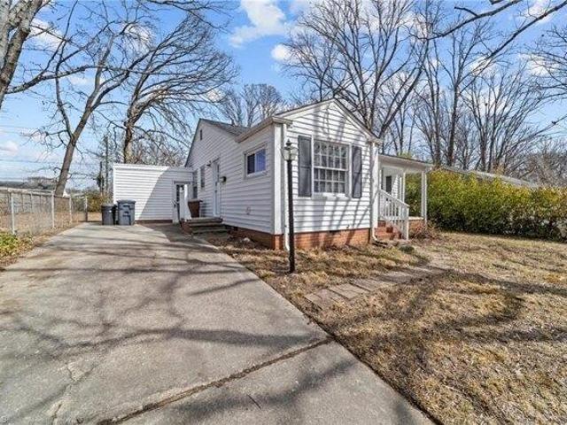 house with 2 bedroom, Greensboro NC DS88652772