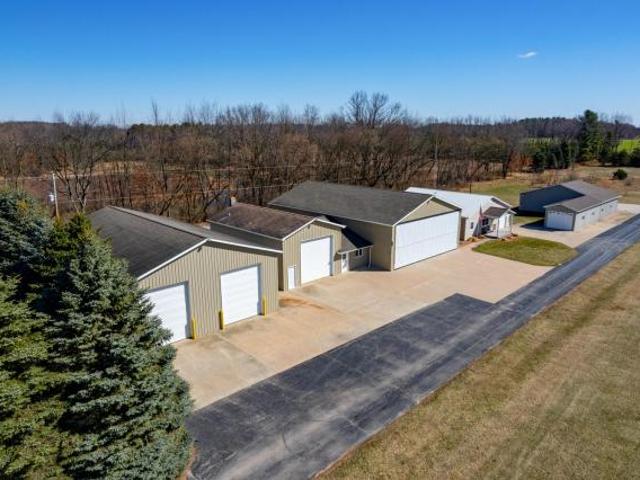 house with 2 bedroom, Greenville MI DS87472159