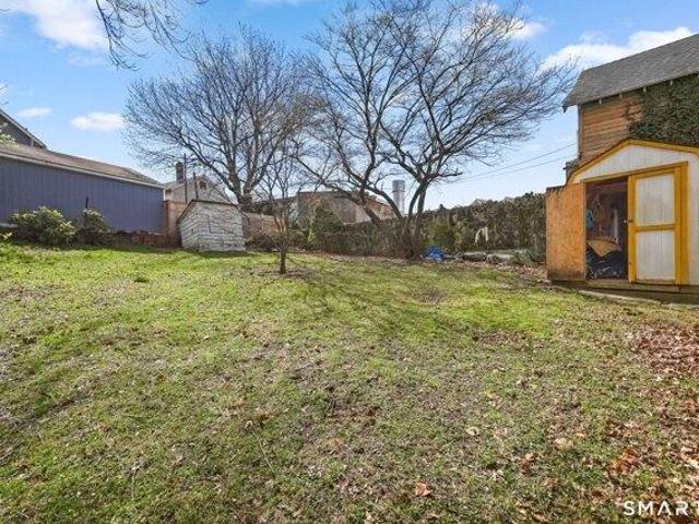 house with 2 bedroom, Greenwich CT ES104852363