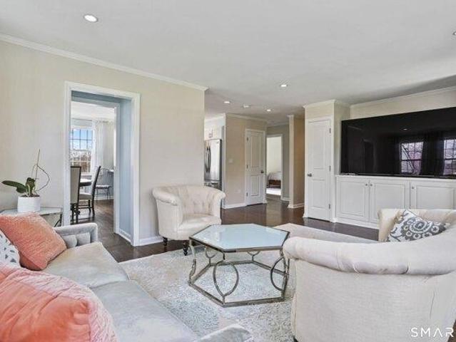 house with 2 bedroom, Greenwich CT ES104148489