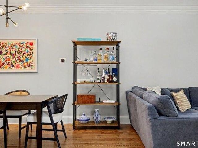 house with 2 bedroom, Greenwich CT ES105156947