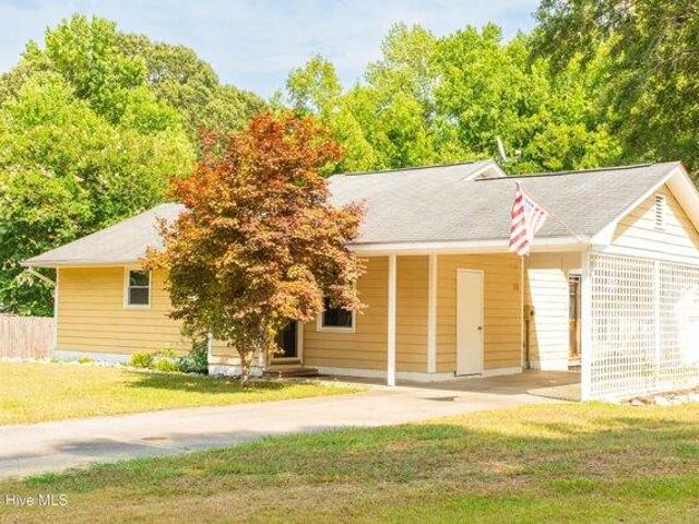 house with 2 bedroom, Grimesland NC ES104899700
