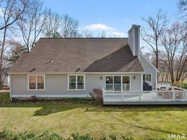 house with 2 bedroom, Guilford CT DS101998254