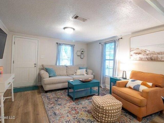 house with 2 bedroom, Gulfport MS DS89208118