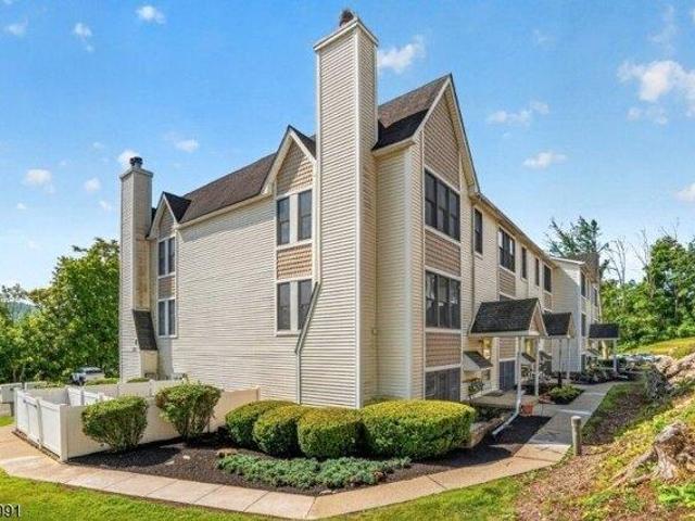 house with 2 bedroom, Hamburg NJ ES104192270
