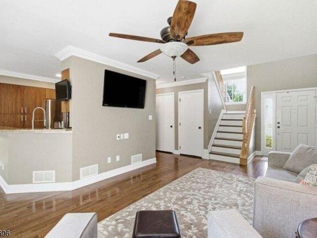 house with 2 bedroom, Hamburg NJ ES104848458