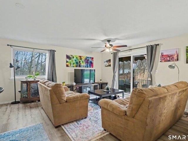 house with 2 bedroom, Hamden CT DS102707706