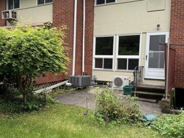 house with 2 bedroom, Hamden CT DS102216406