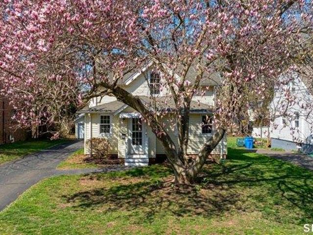 house with 2 bedroom, Hamden CT ES103189006