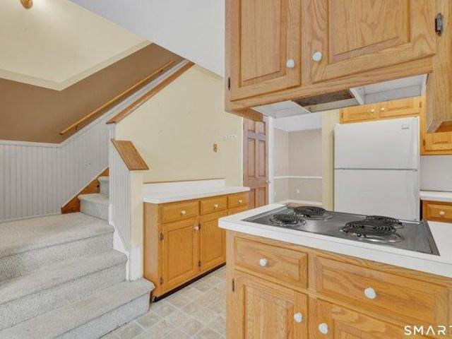 house with 2 bedroom, Hamden CT ES104921435