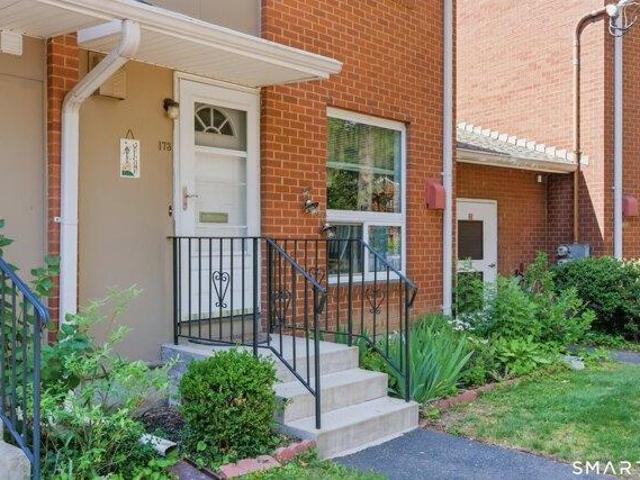house with 2 bedroom, Hamden CT ES105254584