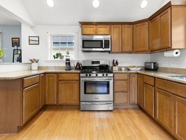 house with 2 bedroom, Hamilton MA ES105040730