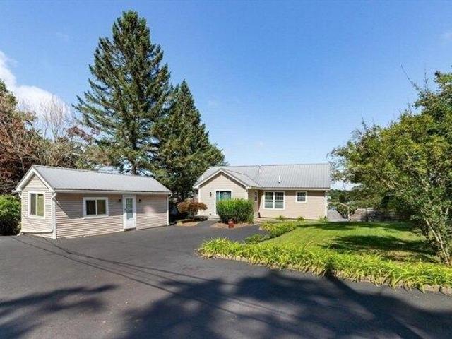 house with 2 bedroom, Hamilton MA ES105114657
