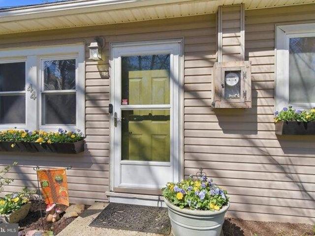 house with 2 bedroom, Hamilton NJ DS101751082