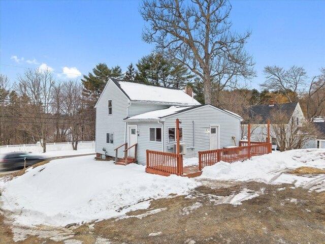 house with 2 bedroom, Hampden ME DLS102063174