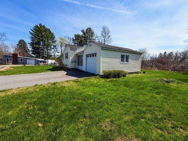 house with 2 bedroom, Hampden ME ES105114968
