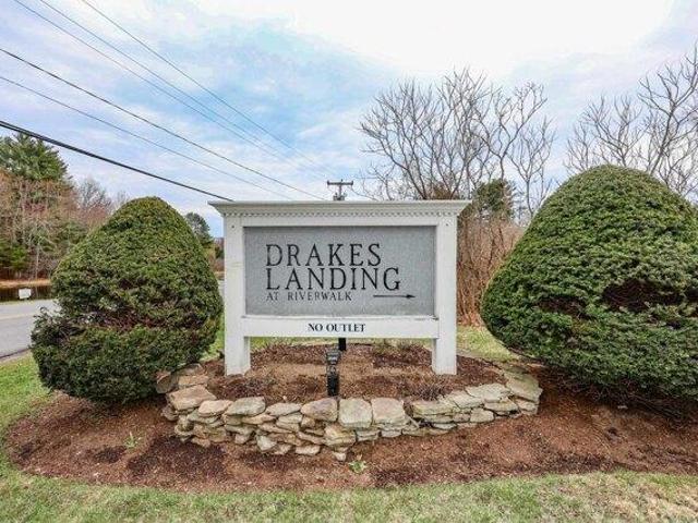house with 2 bedroom, Hampton NH DS102827157