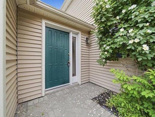 house with 2 bedroom, Hampton NH ES104010922