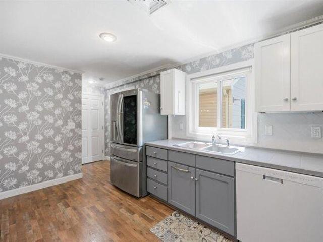 house with 2 bedroom, Hampton NH ES103932953