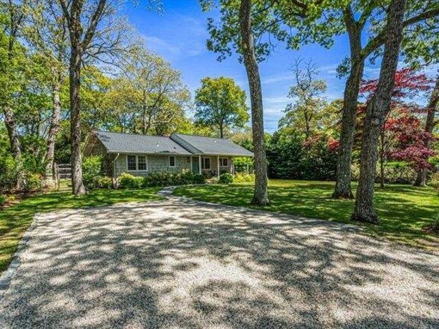 house with 2 bedroom, Hampton Bays NY ES103621123