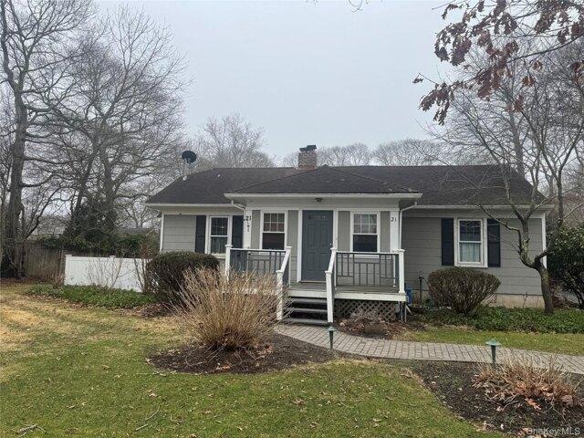 house with 2 bedroom, Hampton Bays NY ES103624481