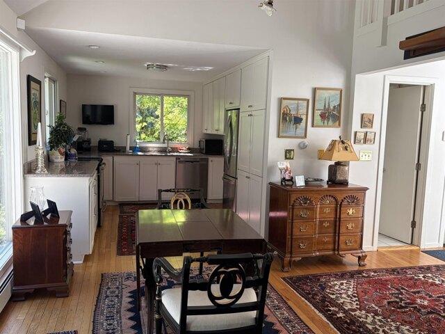 house with 2 bedroom, Hampton Falls NH ES104543572