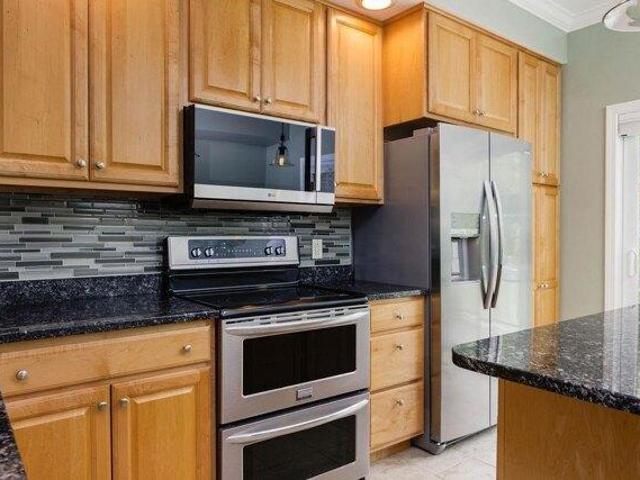 house with 2 bedroom, Hanover NH ES103888279
