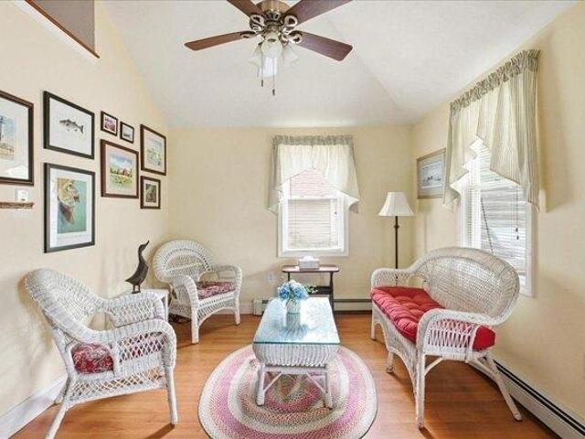house with 2 bedroom, Halifax MA ES104608893