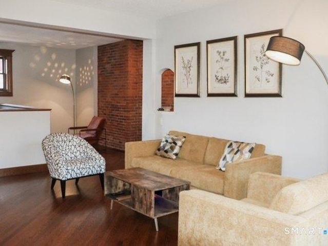 house with 2 bedroom, Hartford CT ES103125266